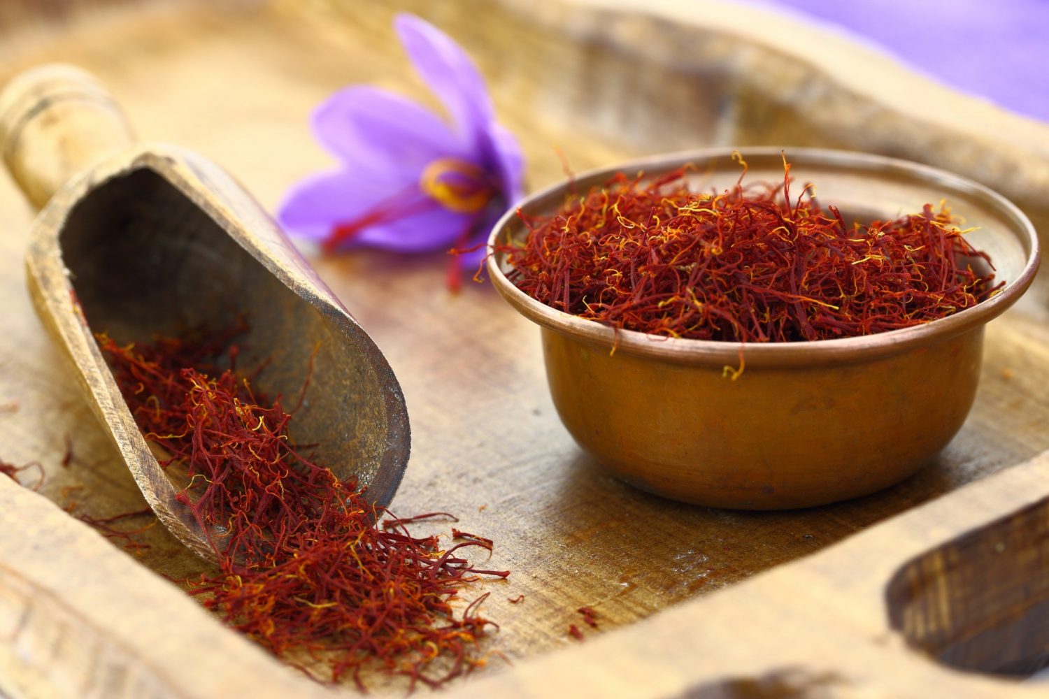 Saffron: seasoning, which dishes are added